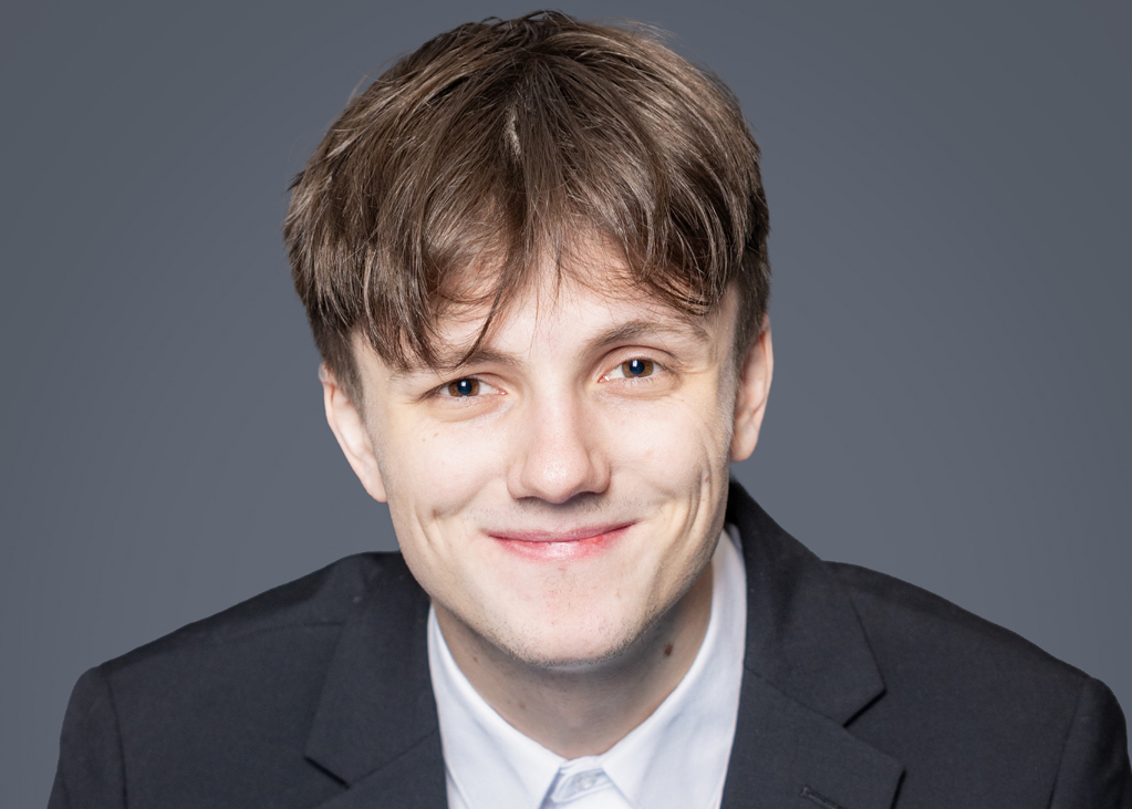 Alex Lee - Deeth and Co.